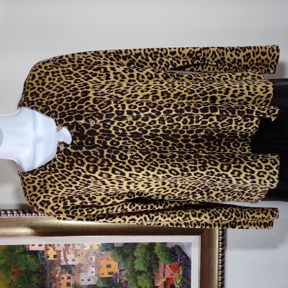 DG2 by Diane Gilman | Sweaters | Dg2 By Diane Gilman Leopard Print ...